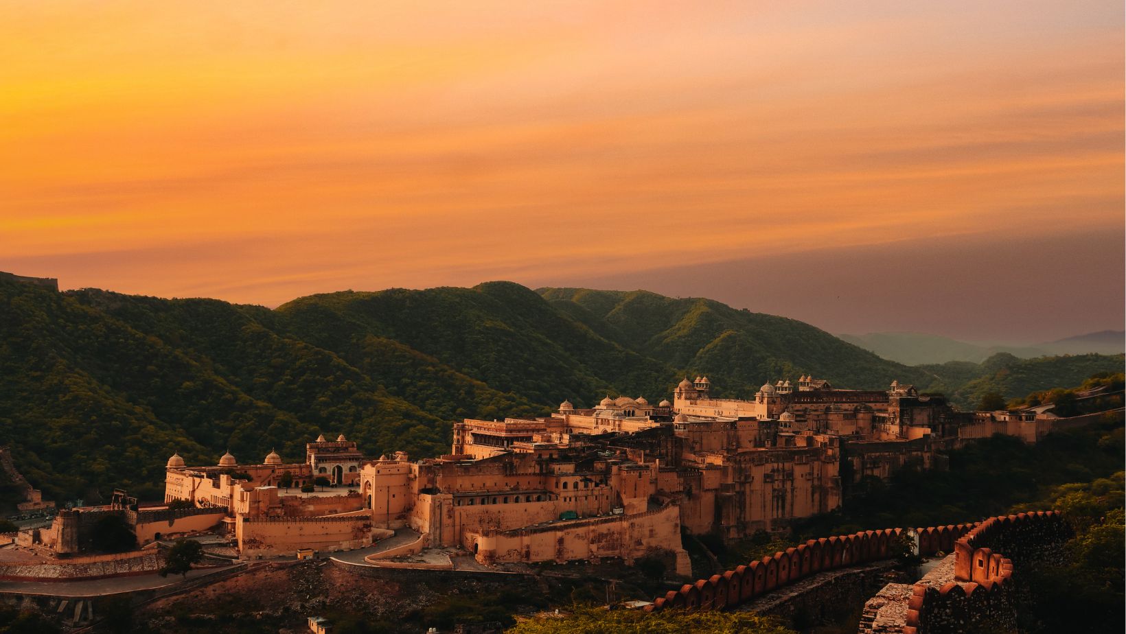 Jaipur's Majestic Attractions: Amber Fort, Hawa Mahal, and City Palace