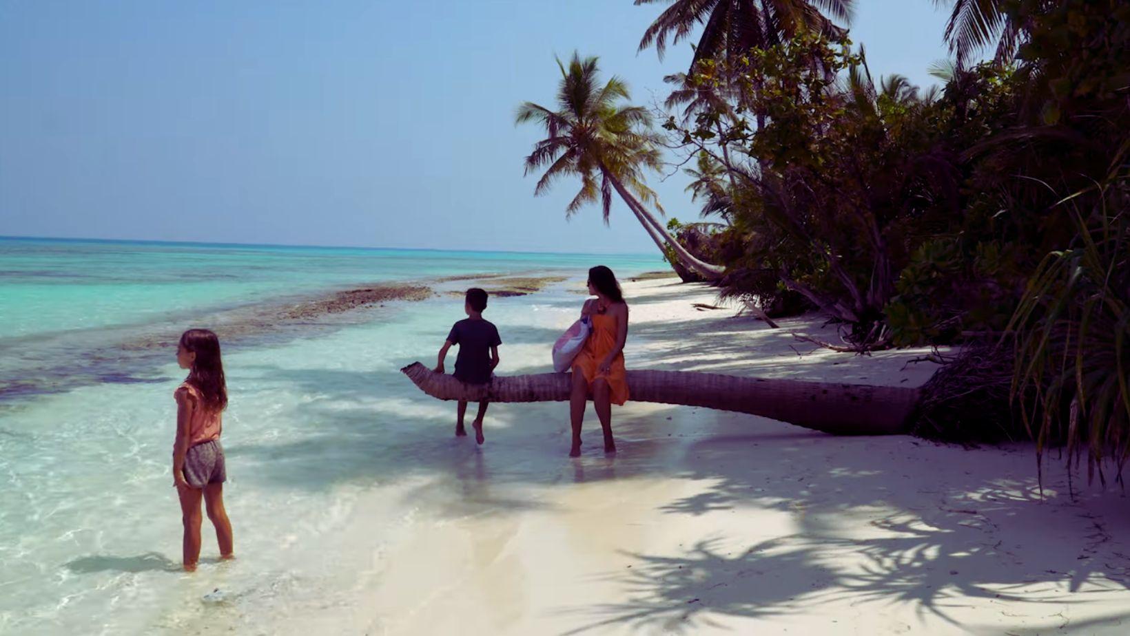 Fulidhoo Beach: The Most Family-Friendly and Fun Beach in Maldives!