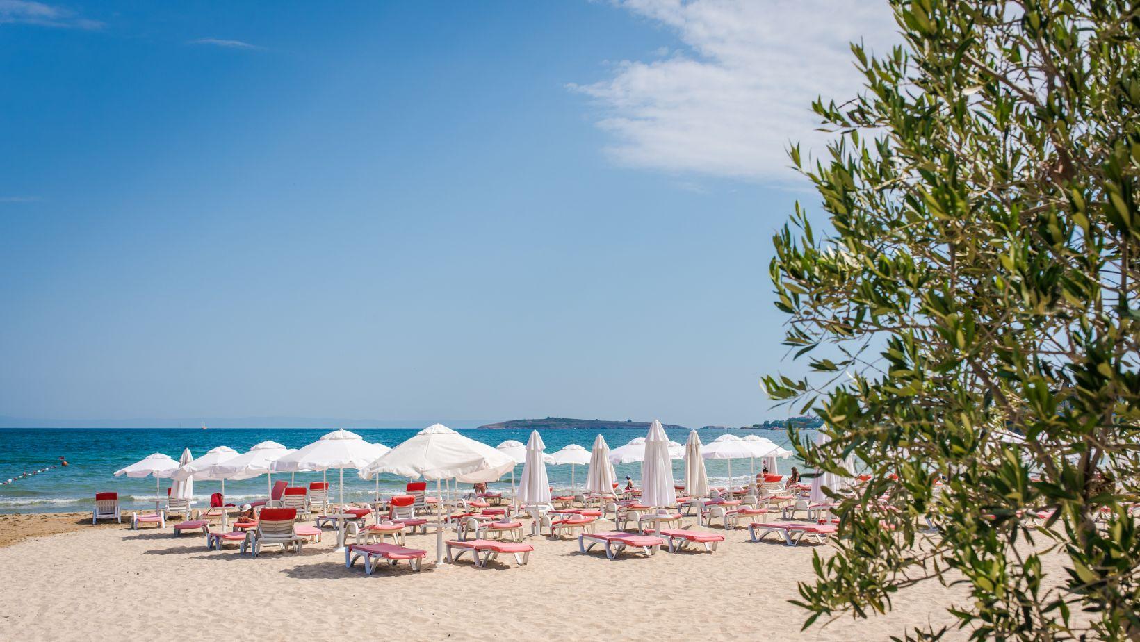 Kuta Beach: When to Visit, What to Do, and How Much to Spend on Bali's ...