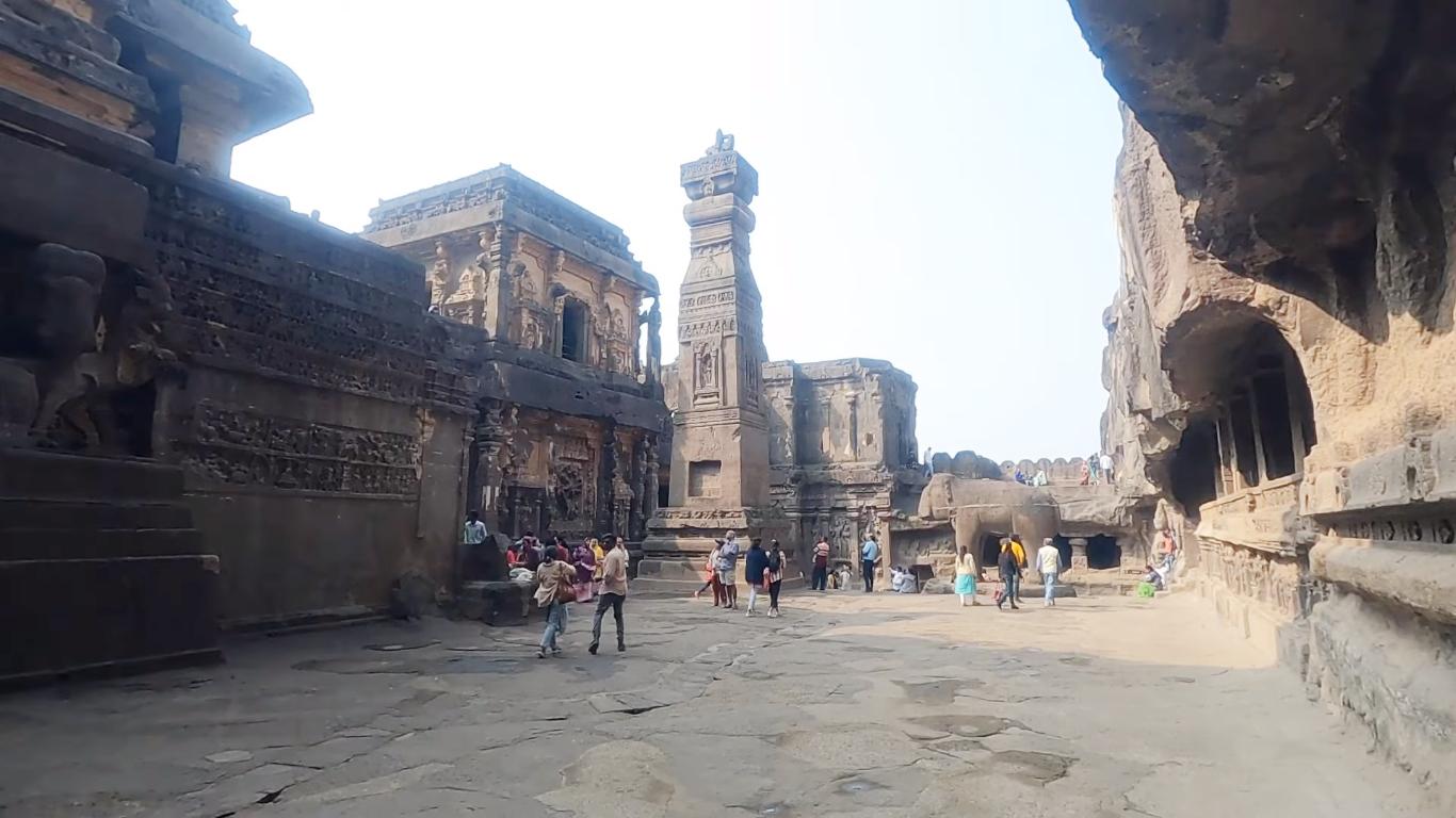Kailash Temple Ellora: History, Photos, Tickets, How to Reach!