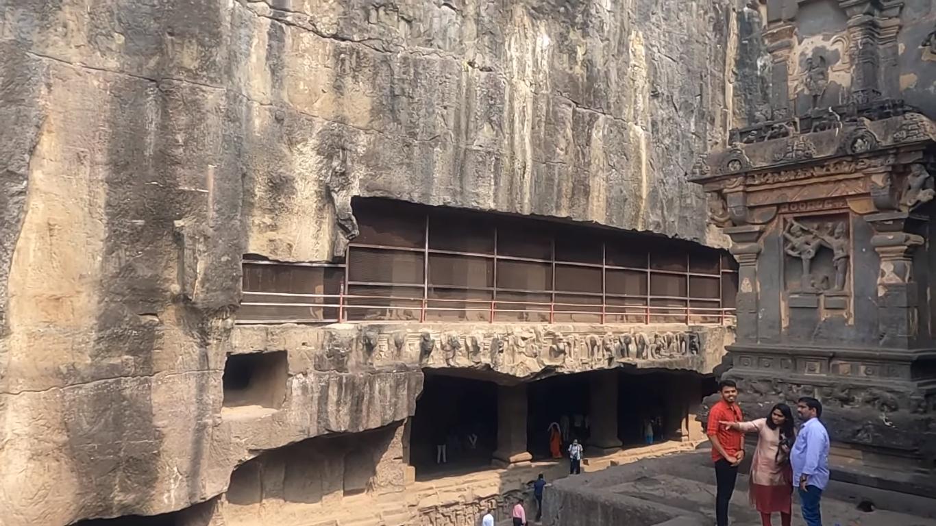 Kailash Temple Ellora: History, Photos, Tickets, How to Reach!