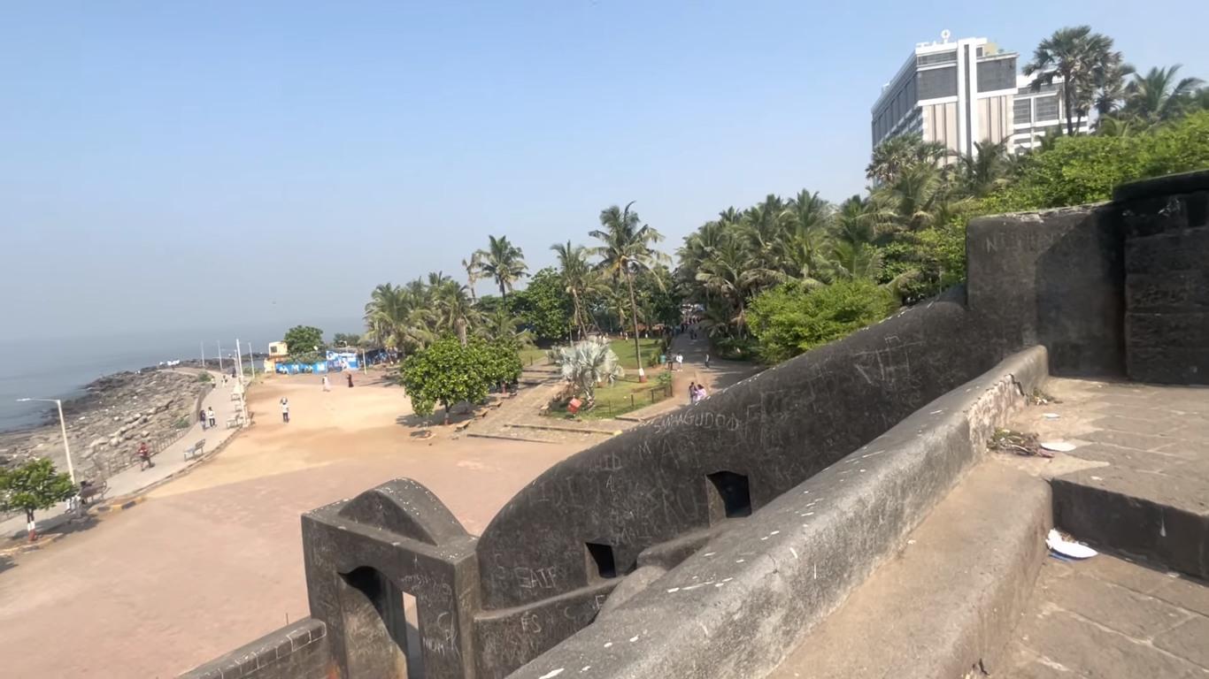 Bandra Fort: History, Timings, Entry Fee, Location!