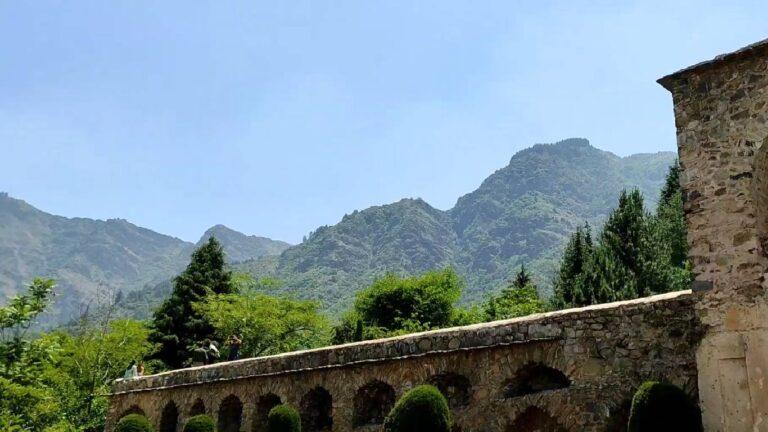 Pari Mahal: History, Architecture, Timings, Entry Fees!