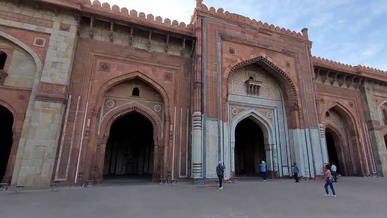 Purana Quila: History, Architecture, Ticket, Timing!