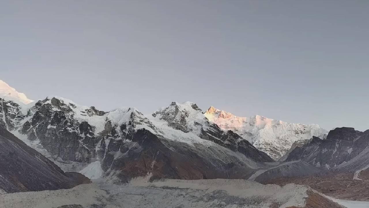 Goechala Trek: Height, Best Time to Visit, How to Reach, Pass!