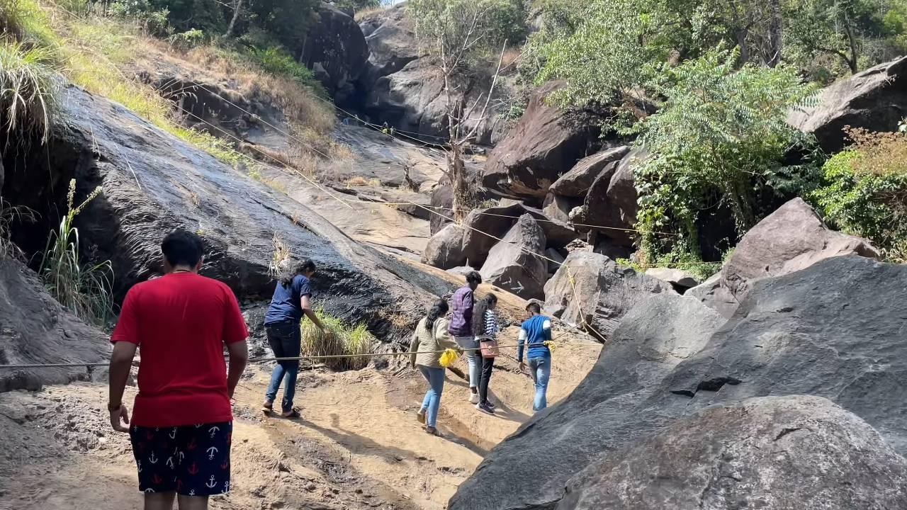 Meenmutty Waterfalls: Timings, Entry Fees, Location!