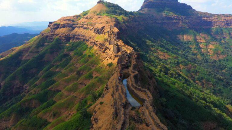 Raigad Fort: History, Timings, Photos, Ropeway Booking!