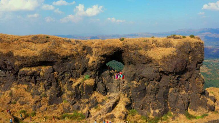Raigad Fort: History, Timings, Photos, Ropeway Booking!