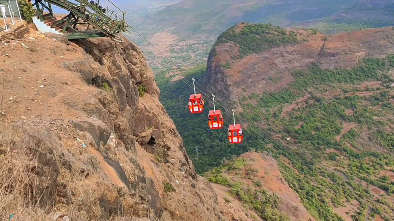 Raigad Fort: History, Timings, Photos, Ropeway Booking!