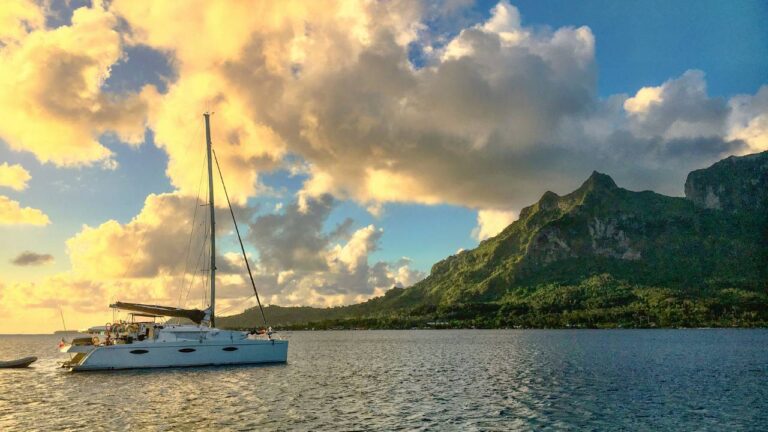 Best Time to Visit Bora Bora: A Month-by-Month Guide - CityBit Travel