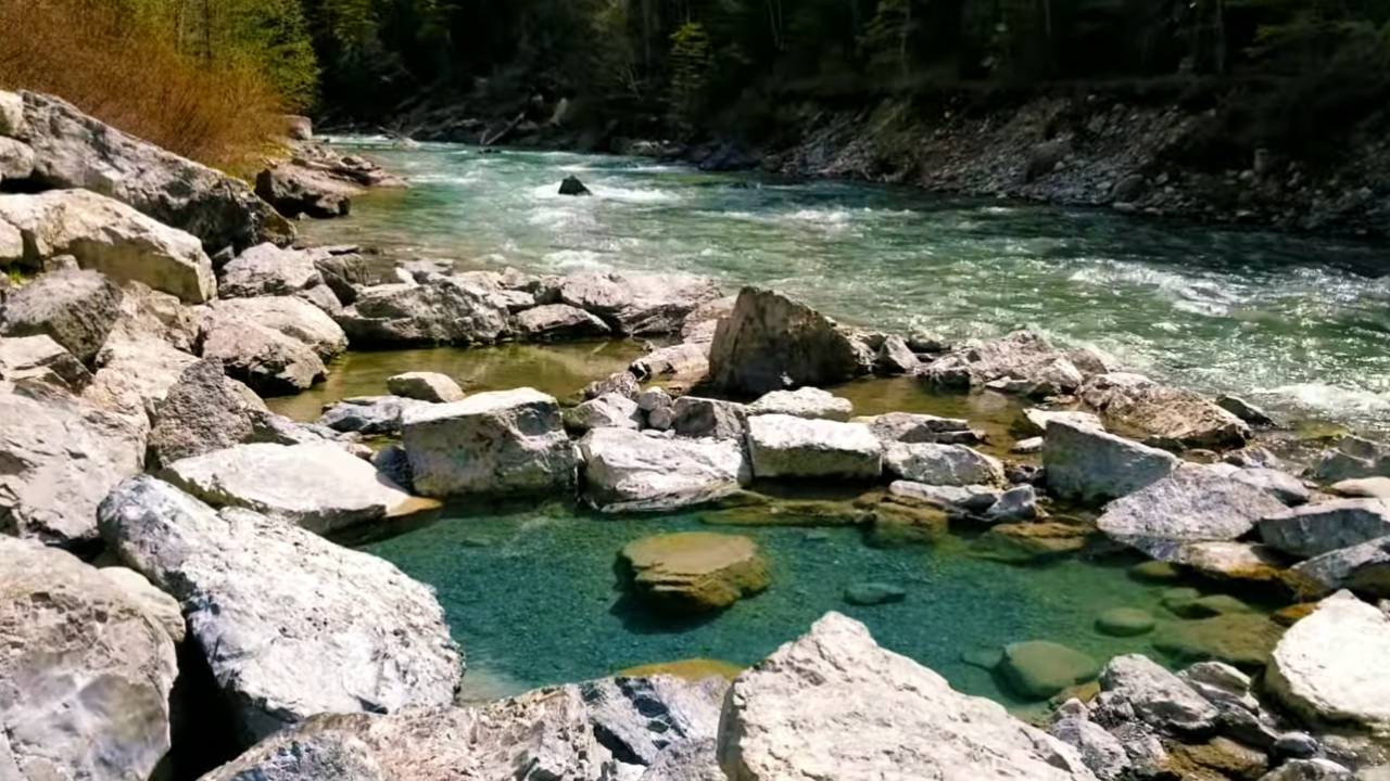 Hot Springs in Canada: 7 Breathtaking Spots for a Soothing Escape ...