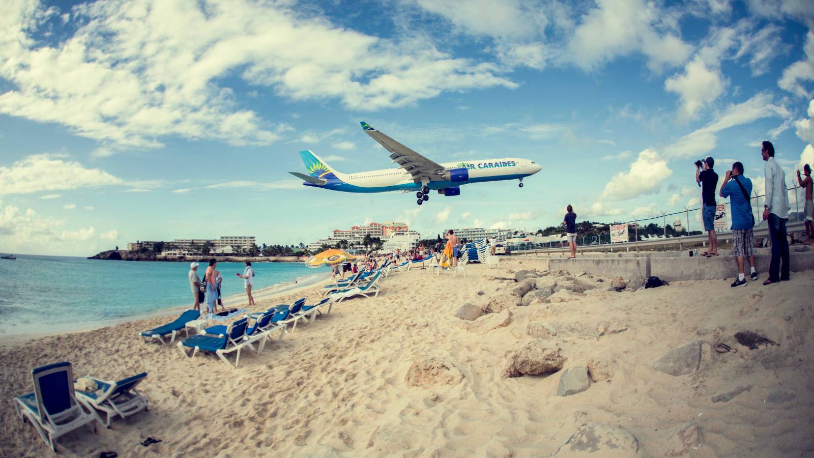 Maho Beach: Spot Where Planes Roar Just Above Your Head - CityBit Travel